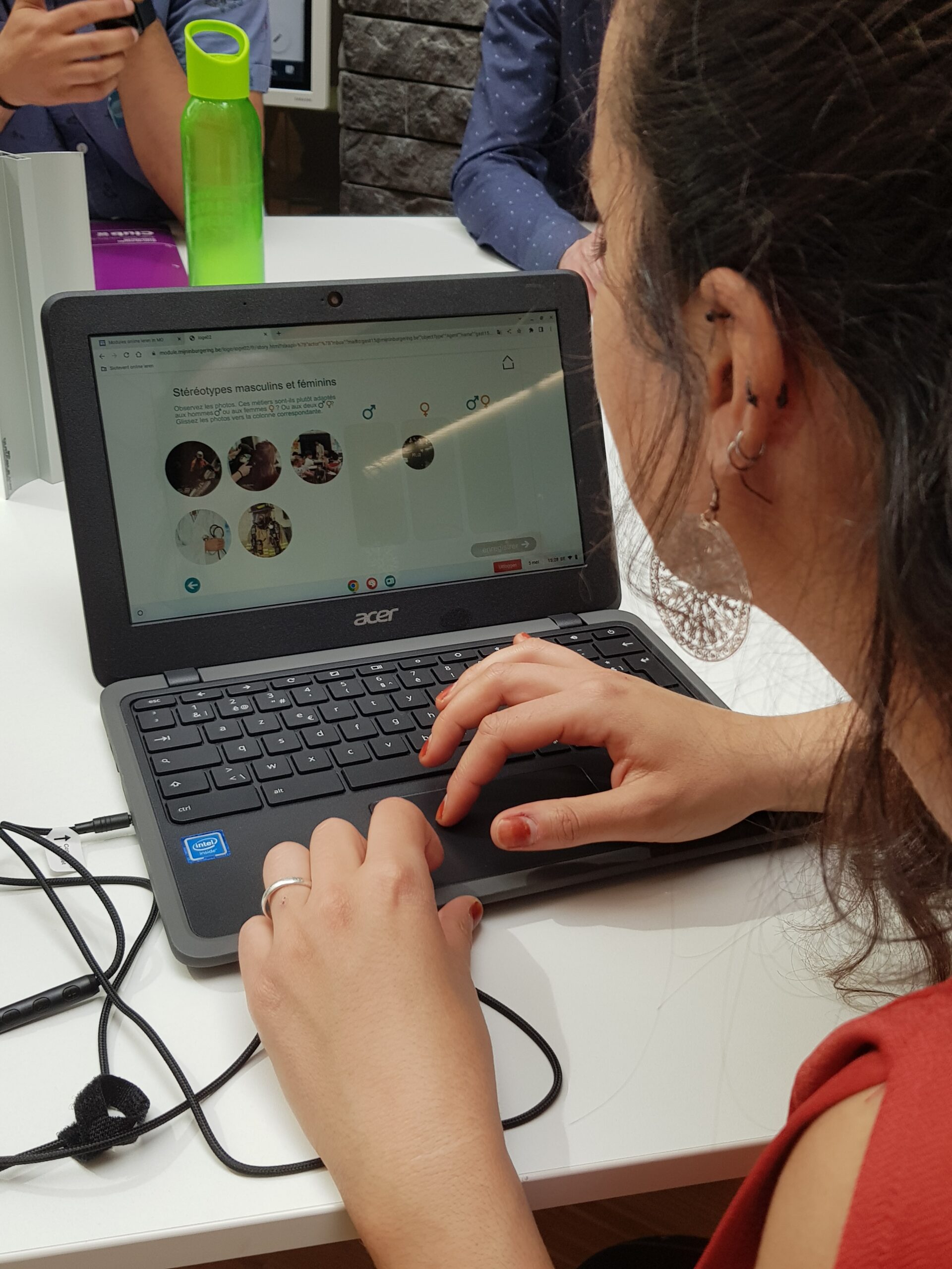 Untranslate en AGII bouwen bruggen met meertalig e-learningplatform - Untranslate